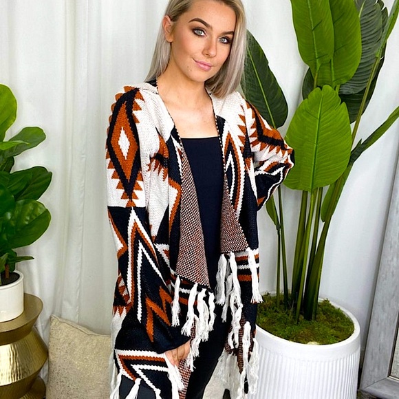 BiBi | Sweaters | Hpbibi Aztec Print Cardigan Wfringe Detail Small ...